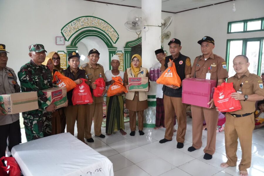 Bupati Pandeglang Tegaskan Pemenuhan Bantuan Logistik Pasca Banjir ...